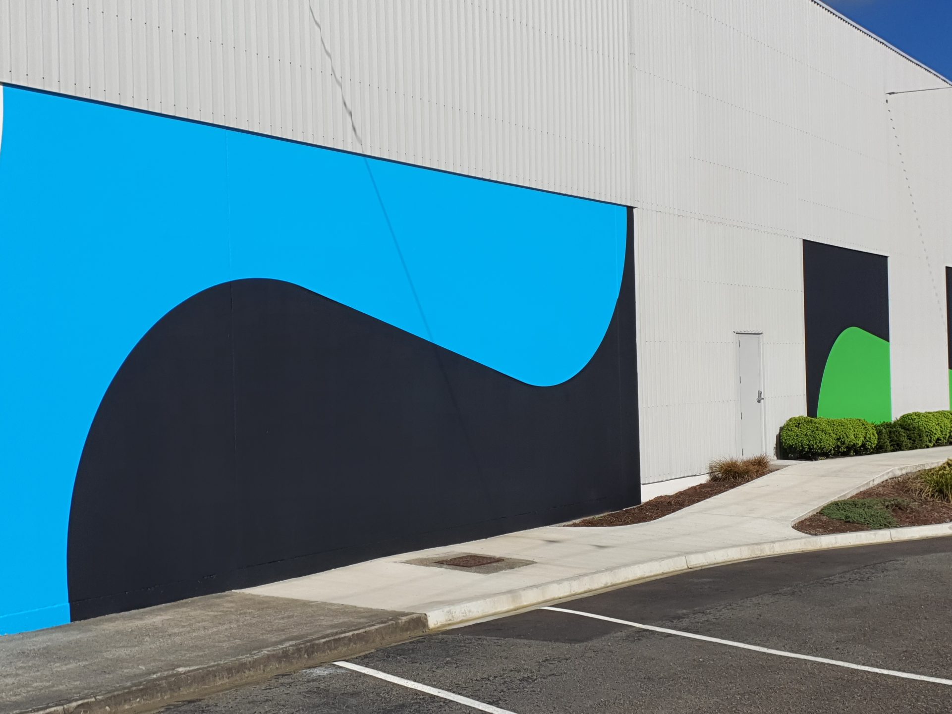 Mural at Te Awahou Nieuwe Stroom – Bossley Architects